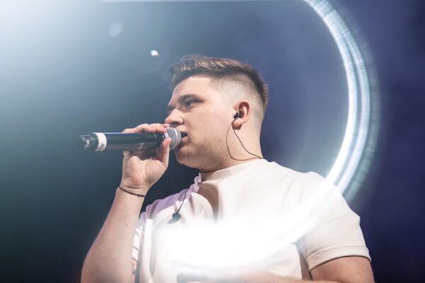 Nicholas McDonald | Danny Lowry Entertainment