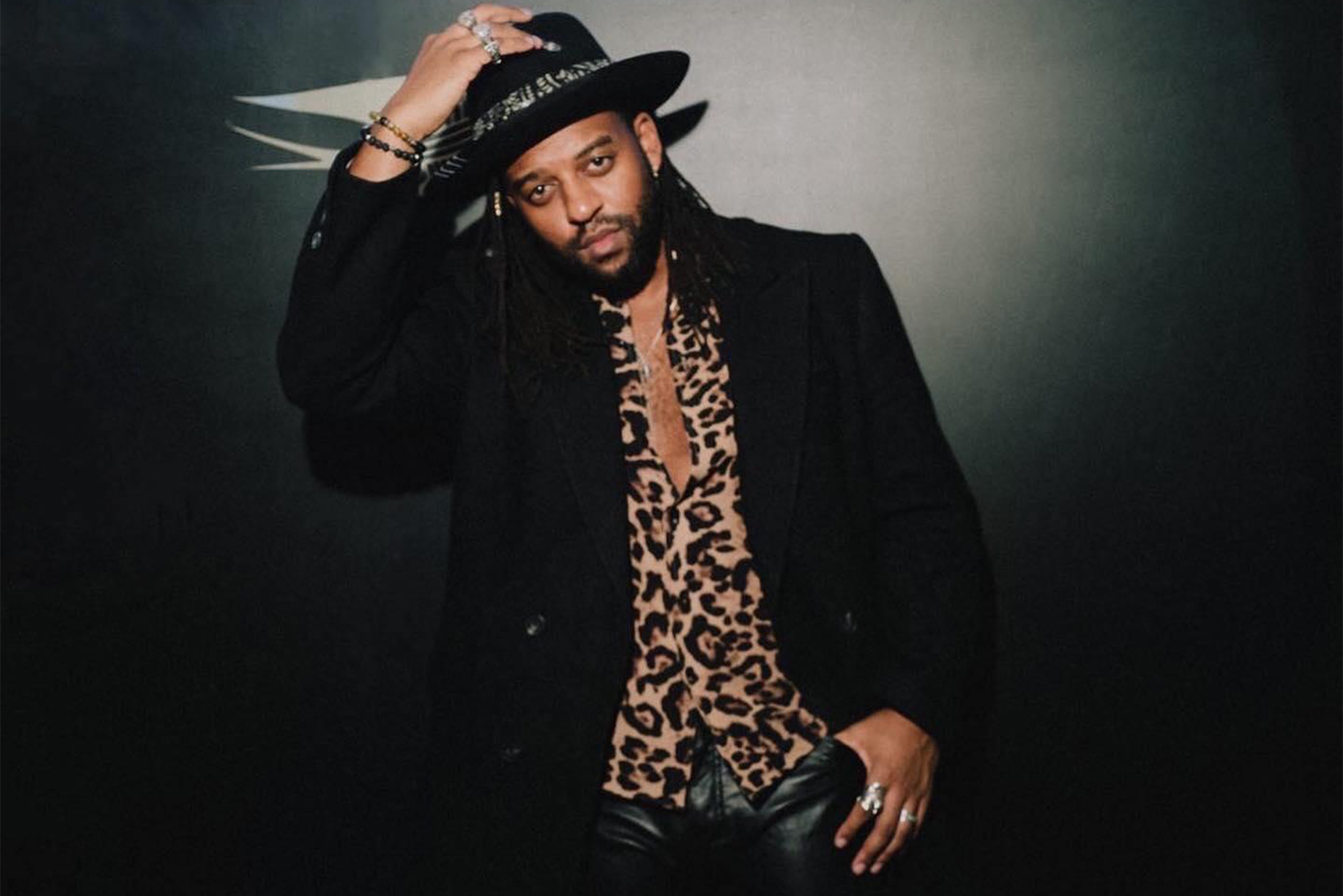 Oritsé Williams | Danny Lowry Entertainment